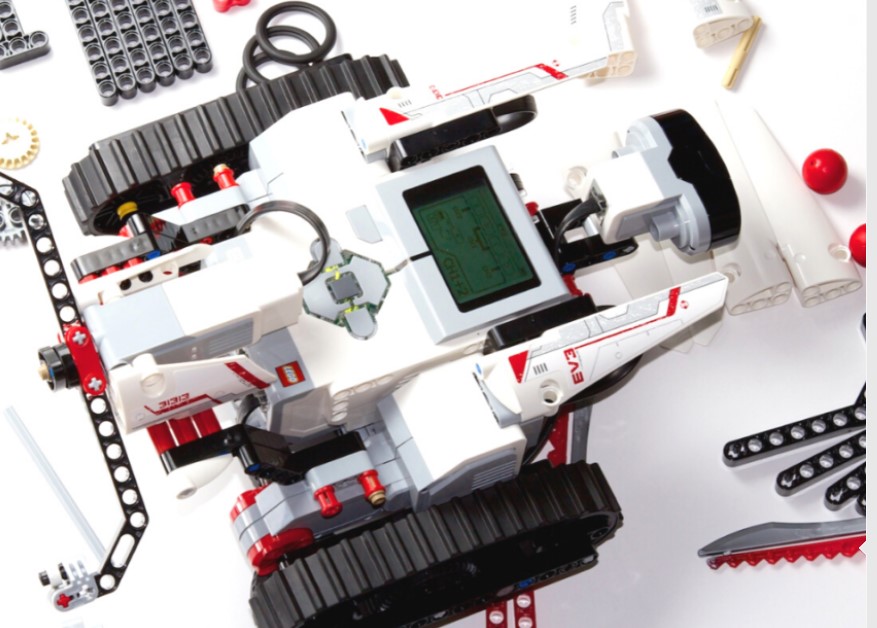 LEGO EV3: Battle of the Robots - iCode Bellevue - 6crickets